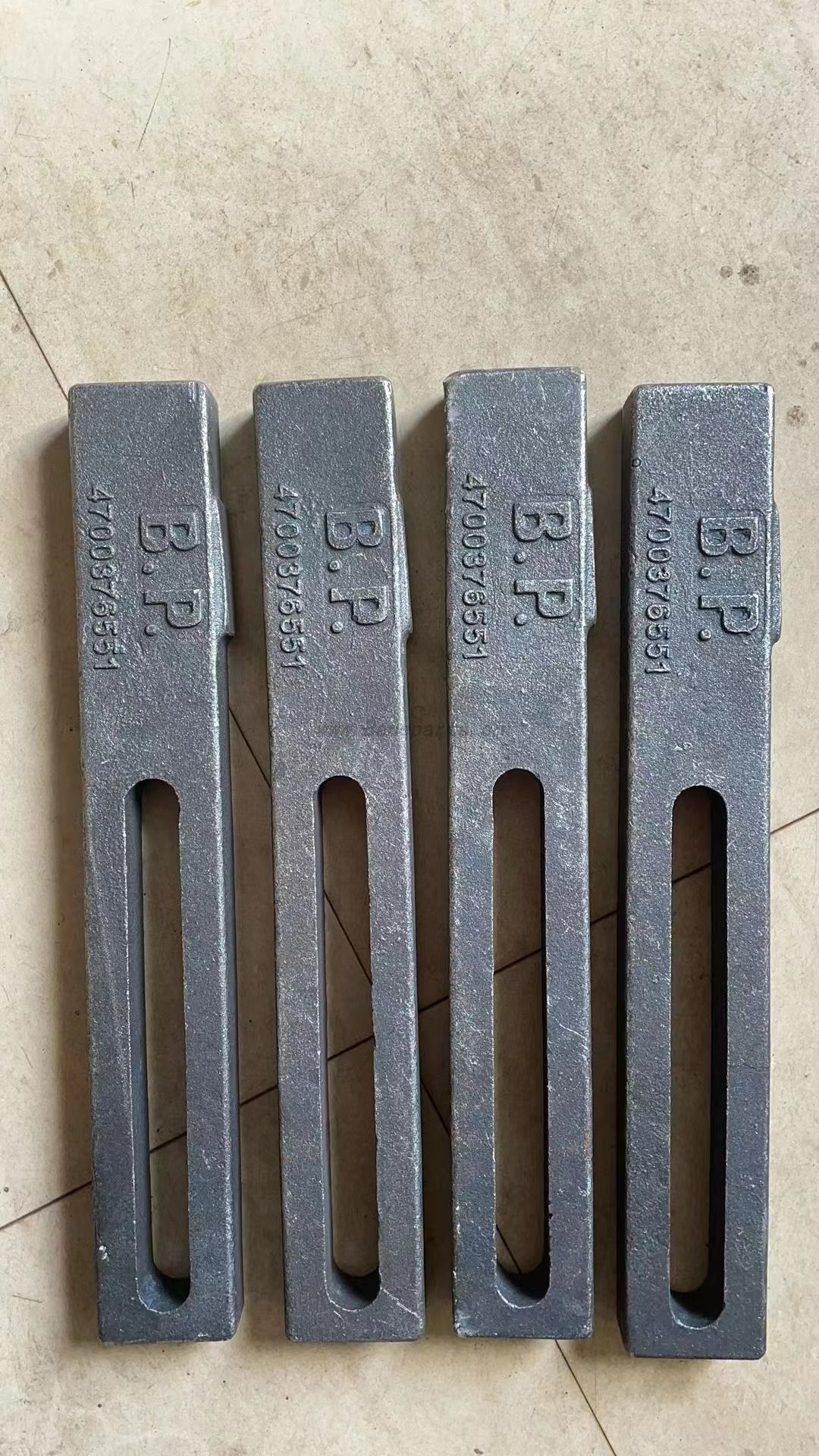 4700376551 Compactor Padfoot Feet Scraper bar - Buy Compactor Feet ...